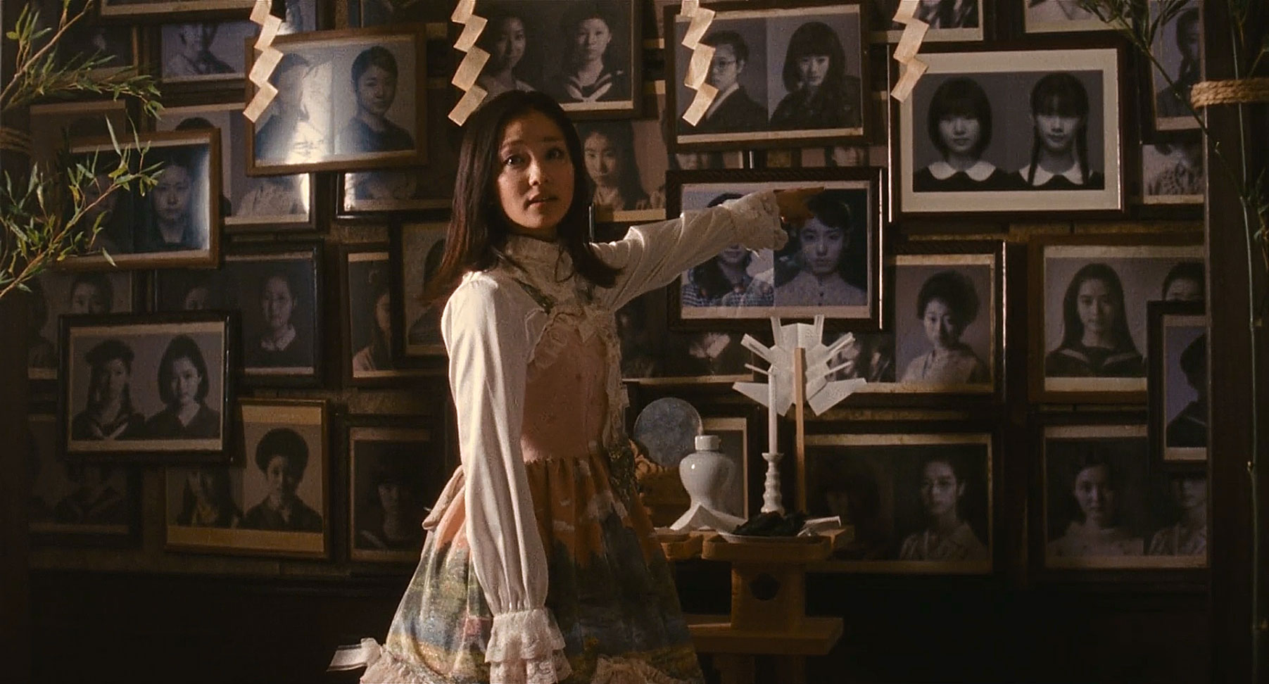 RESENHA: Fatal Frame (Gekijô-ban: Zero, 2014) | Toca o Terror